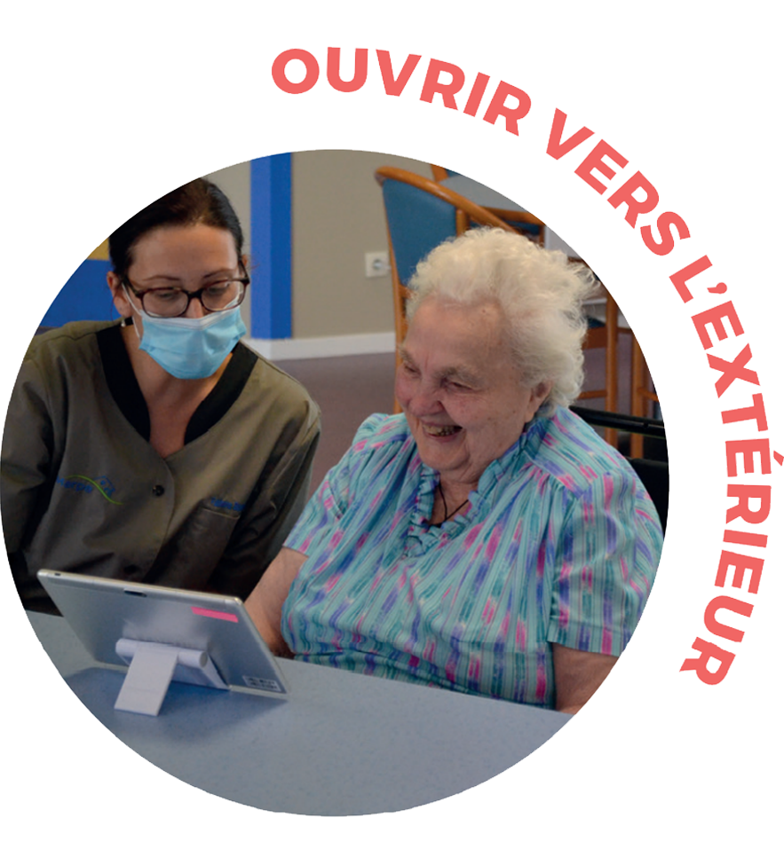 Bornes d'accueil pour EHPAD & outil de stimulation cognitive